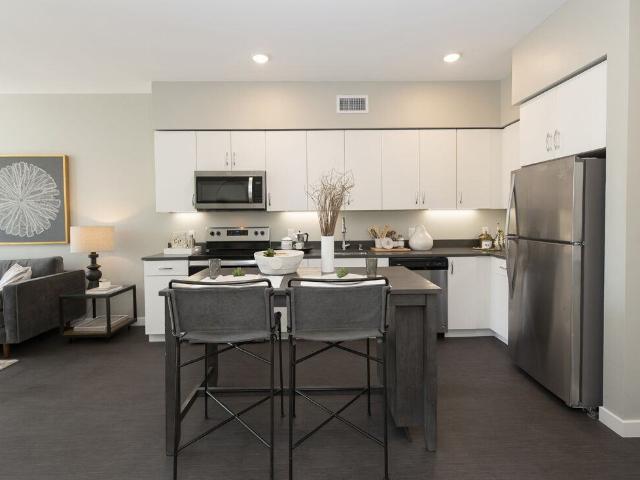 Monogram Apartments 1 Bedroom Apartment for Rent at 421 25th St, Oakland, CA 94612 Northgate Waverly