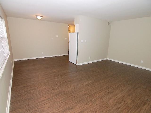 Monon Station Apartments 2 Bedroom Apartment for Rent at 4554 Winthrop Ave, Indianapolis, IN 46205 Meridian Kessler