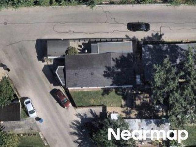 Monroe Cir S