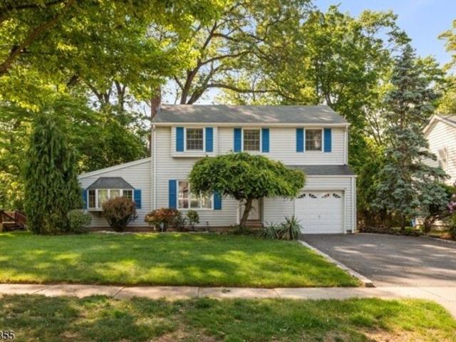 Monroe Ct, River Edge, Home For Sale