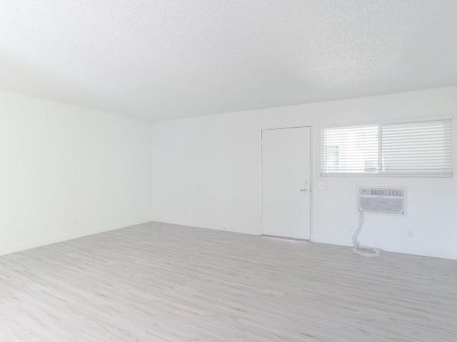 Monroe Gardens Waterford Apartments 2 Bedroom Apartment for Rent at 13171 Monroe St, Garden Grove, CA 92844