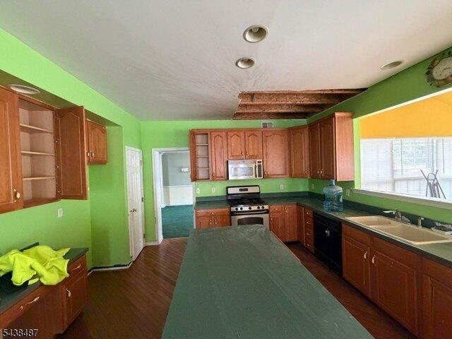 Monroe Dr, Greenwich Township, Home For Sale