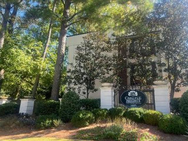 Monroe Dr NE