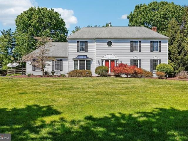Monroe Dr, Princeton Junction, Home For Sale