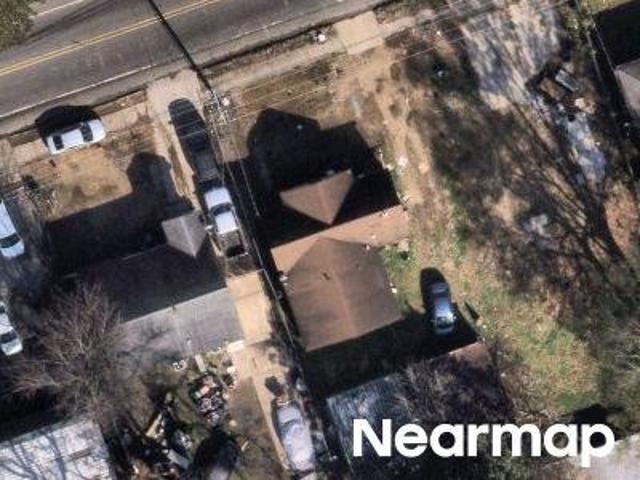 Monroe St