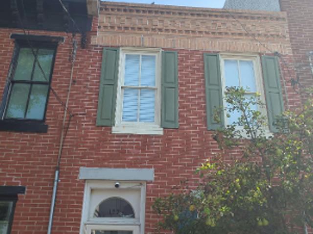 Monroe St