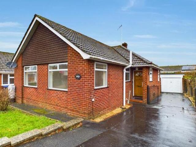 Moot Gardens, Downton, 3 Bedroom Detached