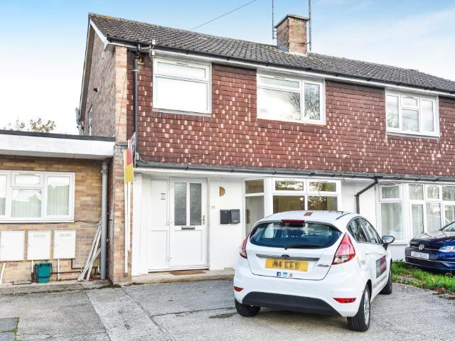 Moody Road, Headington, OX3 2 bed flat to rent £1,900 pcm £438 pw