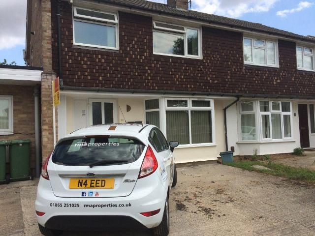 Moody Road 2 bed flat to rent £1,900 pcm £438 pw