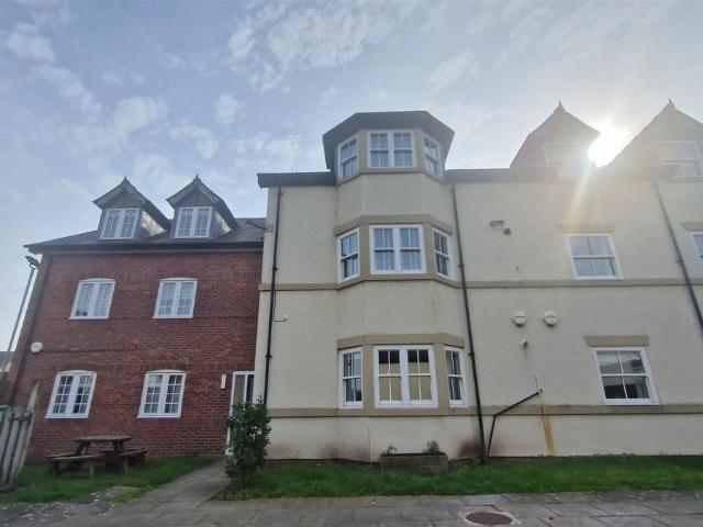 Moody Street, Congleton CW12, 2 bed flat to rent, £800 pcm | PrimeLocation