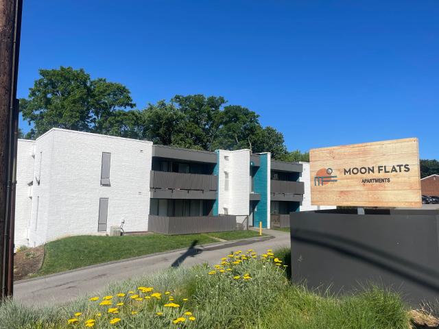 Moon Flats Apartments