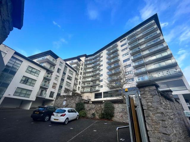 Moon Street, Plymouth PL4, 2 bed flat to rent, £1,250 pcm | PrimeLocation