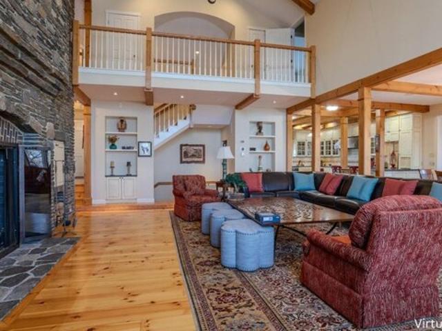 Moon Shadow Dr Unit M, Ludlow, Home For Sale