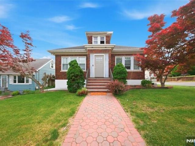 Moonachie Ave, Wood Ridge, Home For Sale