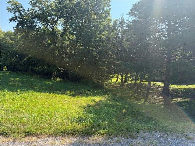 Mooney Dr Lot 2667, Gallatin, MO 64640