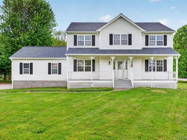 Moonlight Dr, Stormville, Home For Sale