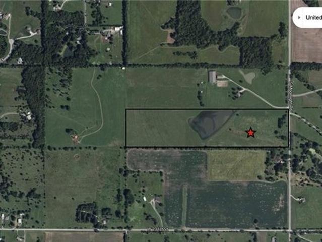 Moonlight Rd, Spring Hill, KS 66083