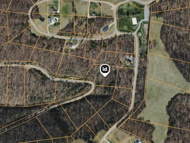 Moonstone Ln, New Tazewell, TN 37825