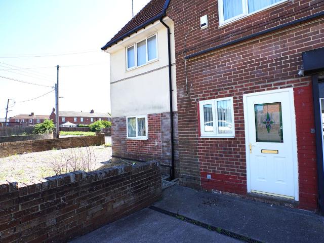 Moor Court, Burnmoor, Houghton Le Spring DH4, 2 bed flat to rent, £495 pcm | PrimeLocation
