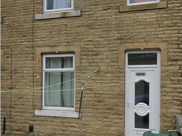 Moor End Road, Huddersfield HD4, 2 bed terraced house to rent, £650 pcm | PrimeLocation