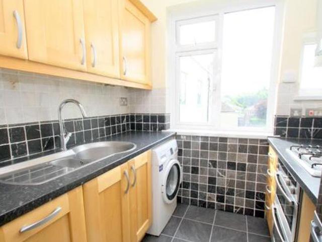 Moor Lane, Staines, 2 Bedroom Apartment