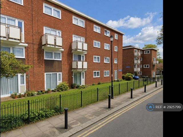 Moor Park House, London, N21 1 bed flat to rent £1,295 pcm £299 pw