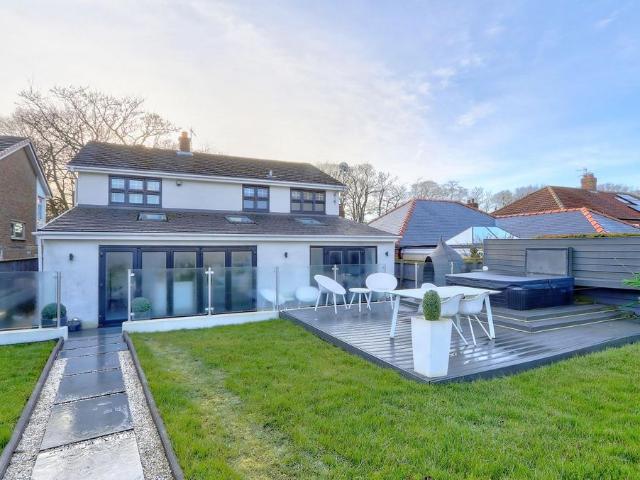 Moor Park, Nunthorpe, TS7 4 bed detached house to rent £2,450 pcm £565 pw
