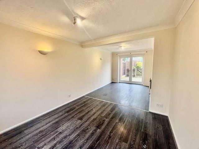 Moor Street, Brierley Hill, DY5