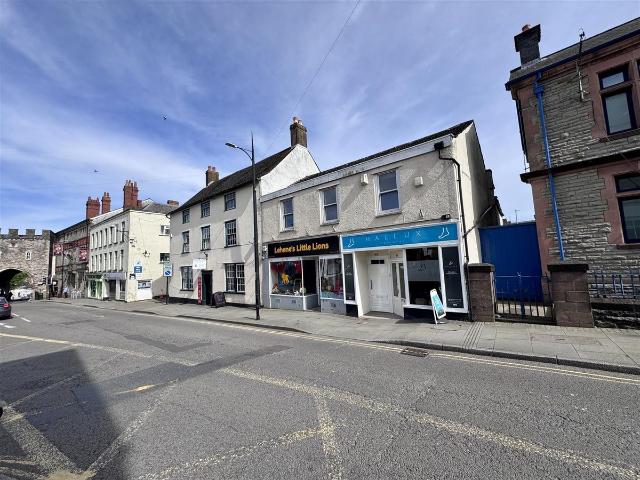 Moor Street, Chepstow NP16, 1 bed flat to rent, £850 pcm | PrimeLocation