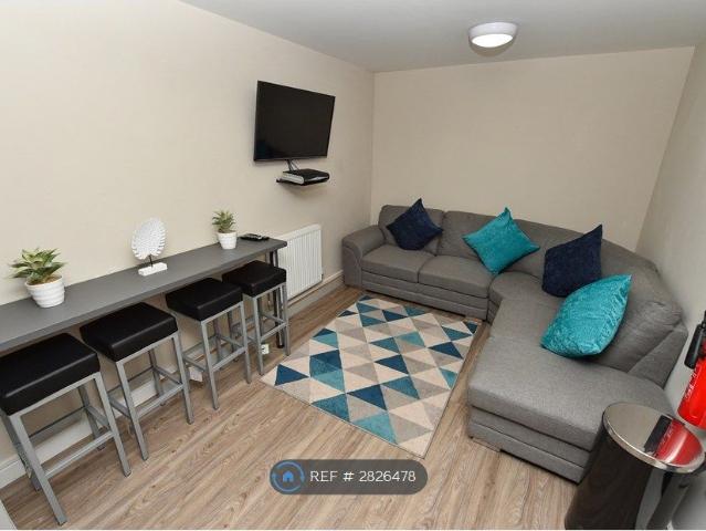 Moor Street, Ormskirk L39, Room to rent, £815 pcm | PrimeLocation