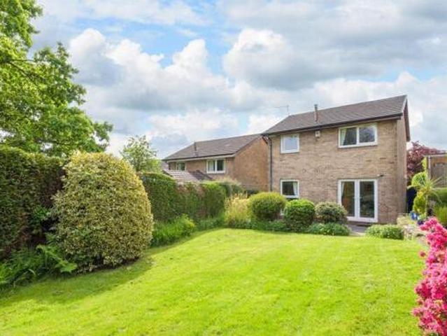 Moorcroft Close, Fulwood, 3 Bedroom Detached