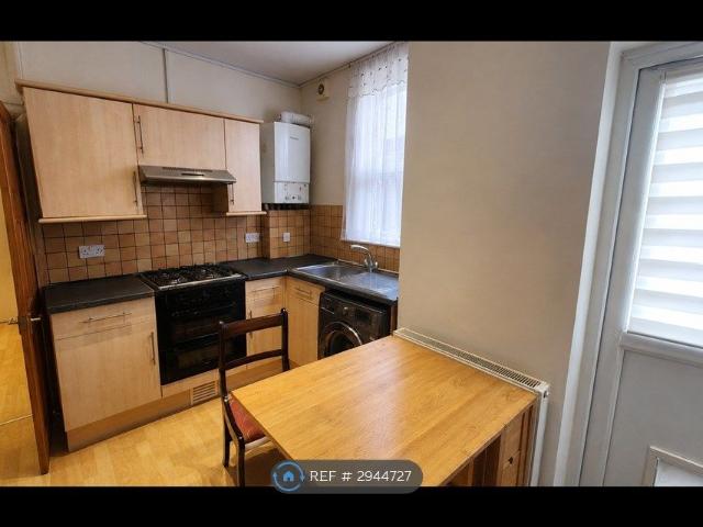 Moorcroft Road, London SW16, 1 bed flat to rent, £1,380 pcm | PrimeLocation