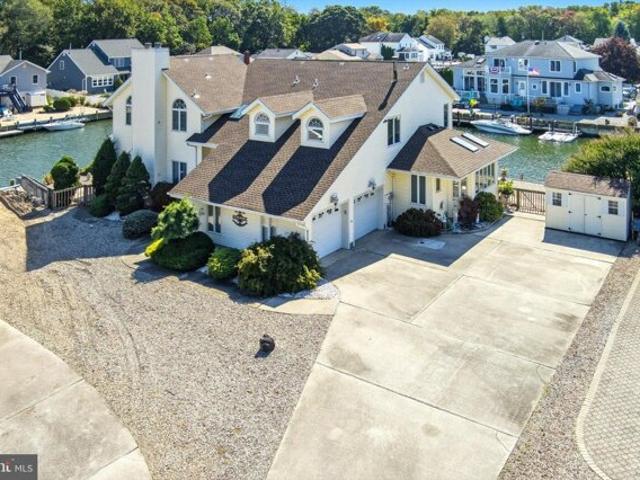 Moorage Ave, Bayville, Home For Sale