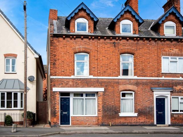 Moorgate, Retford DN22, 4 bed semi detached house to rent, £1,095 pcm | PrimeLocation