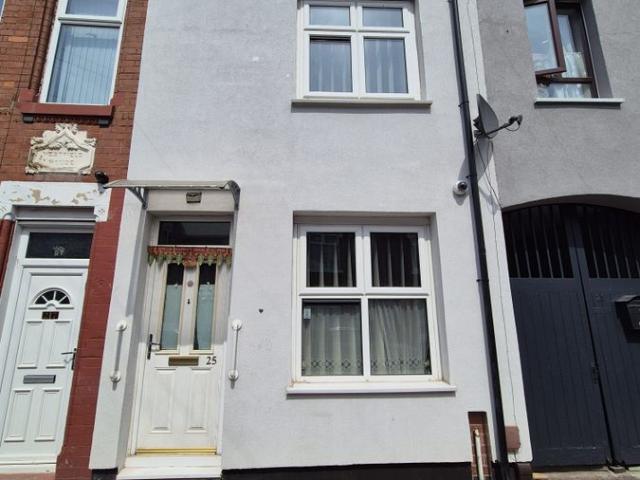 Moorgate Street, Belgrave LE4, 3 bed terraced house to rent, £1,150 pcm | PrimeLocation
