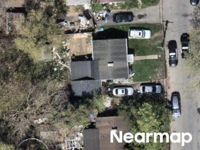 Moore Ave