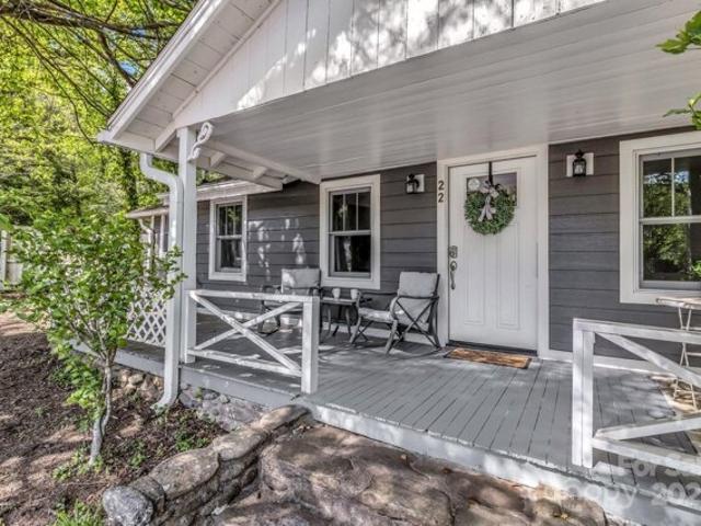Moore Cir, Black Mountain, Home For Sale