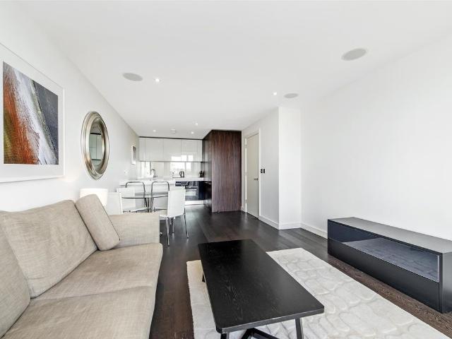 Moore House, Grosvenor Waterside, 2 Gatliff Road, London SW1W, 1 bed flat to rent, £3,146 pcm | PrimeLocation