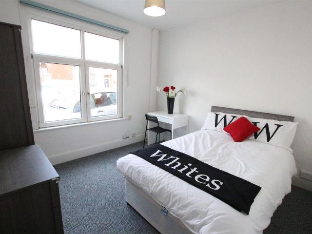 Moore Street, Northampton NN2, Room to rent, £475 pcm | PrimeLocation