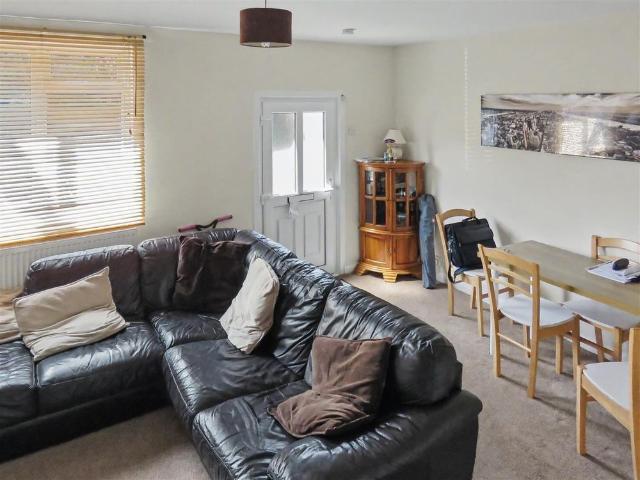 Moorend Road, Yardley Gobion, Towcester, NN12