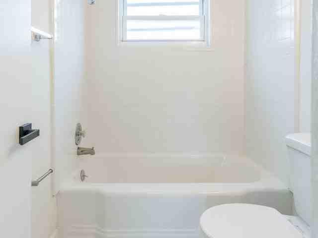 Moorestown Oaks 2 Bedroom Apartment for Rent at 101 E Camden Ave, Moorestown, NJ 08057