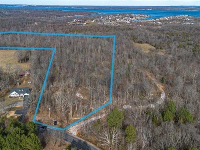 Moores Camp Rd, Benton, KY 42025