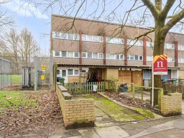 Moorfoot, Fullers Slade, 3 Bedroom End