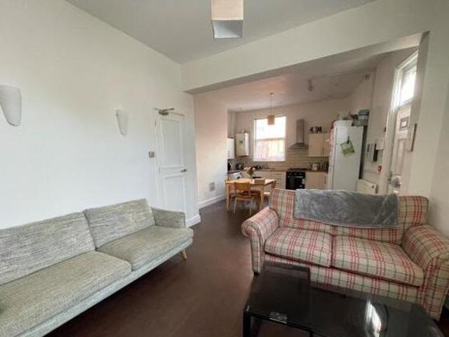 Moorfield Street, Leeds, 5 Bedroom Terraced