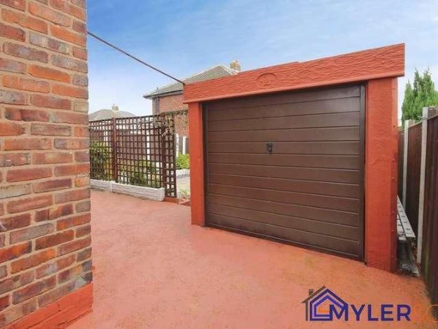 Moorfield Road, Widnes, WA8