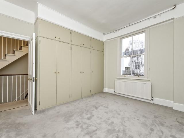 Moorhouse Road, W2