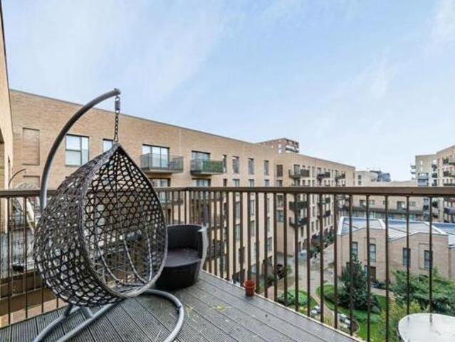 Moorhen Drive, Hendon, 1 Bedroom Flat