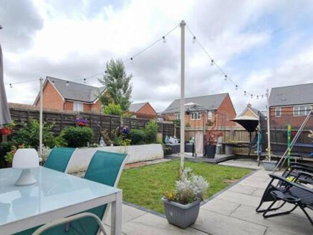 Moorhen Grove, Southam, 4 Bedroom Detached