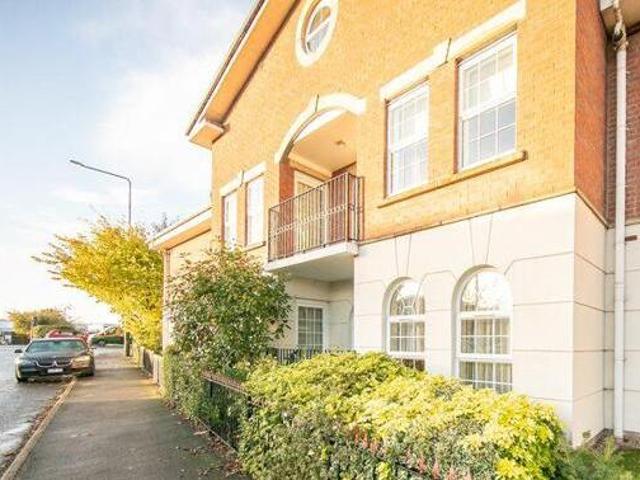 Moorland Apartments, No poulton Drive, 2 Bedroom Flat