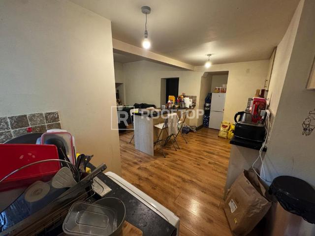 Moorland Avenue, Leeds LS6 2 bed house to rent £1,239 pcm £286 pw